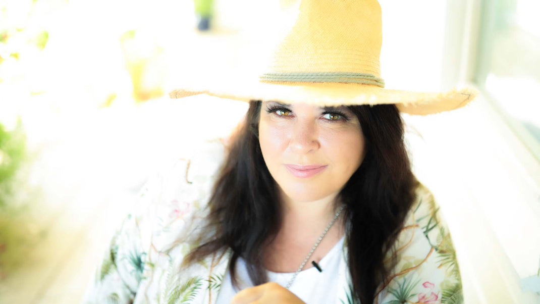 Psychic Empowerment Email Reading – Michele Knight