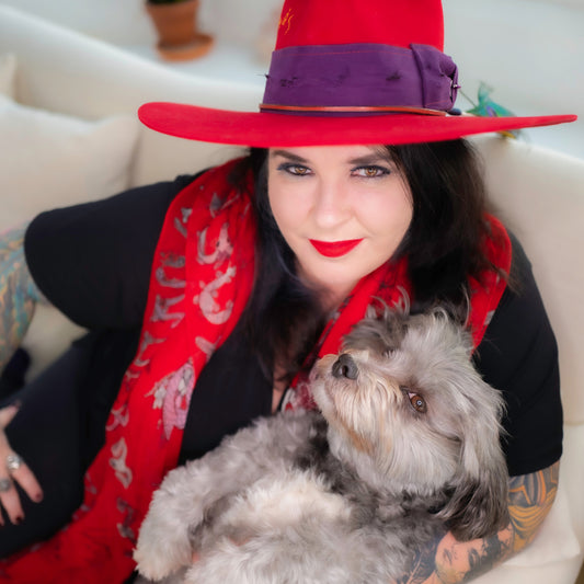 Michele Knight - Multi Award-Winning Psychic & Astrologer